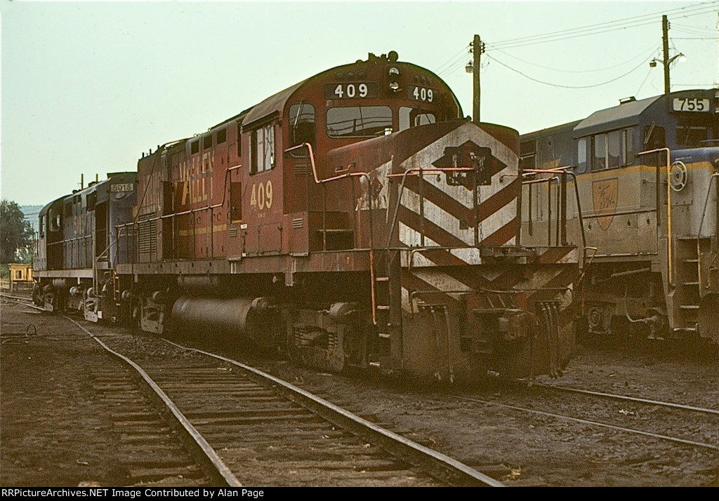 D&H RS36 5015 and C420 409